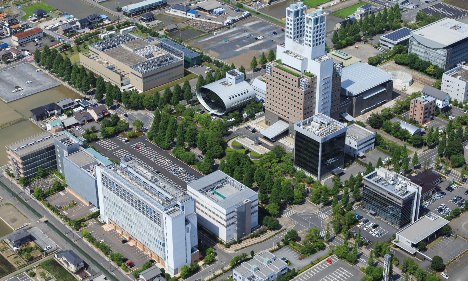 展覧会がつむぐ「メタ・モニュメント」と「モニュメント」 | 情報科学芸術大学院大学 [IAMAS]